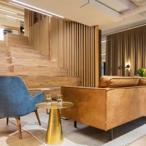 Staircases That Double As Seating Areas - modlar.com