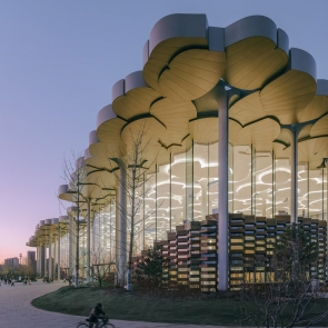 Public Buildings Photos - Modlar