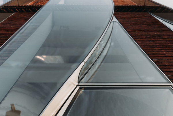 P.C. Hooftstraat 138 - Curved Glass - modlar.com