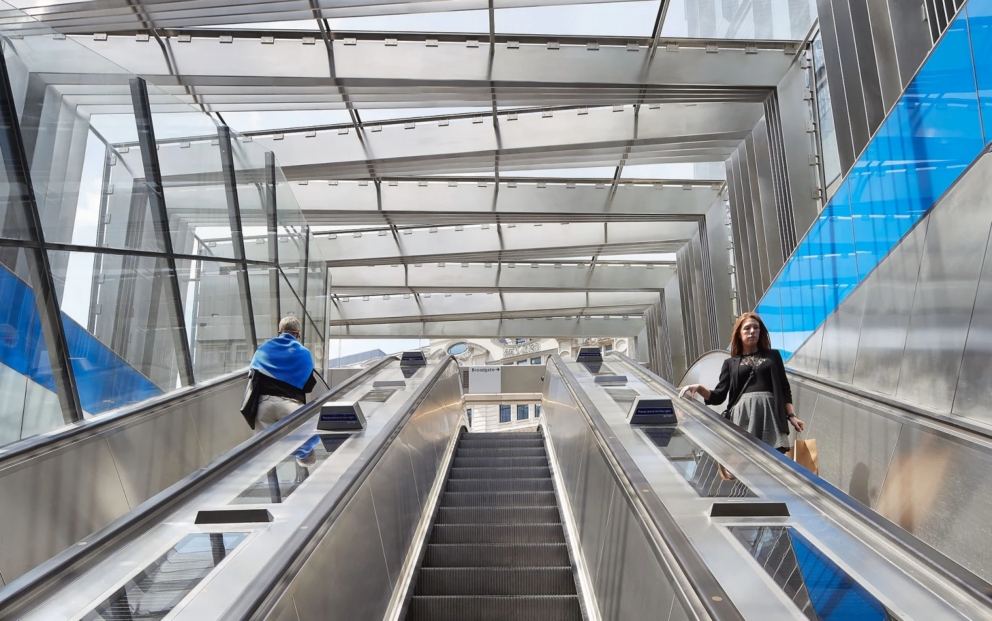 The Elizabeth Line - Station Entrance/Exit - modlar.com