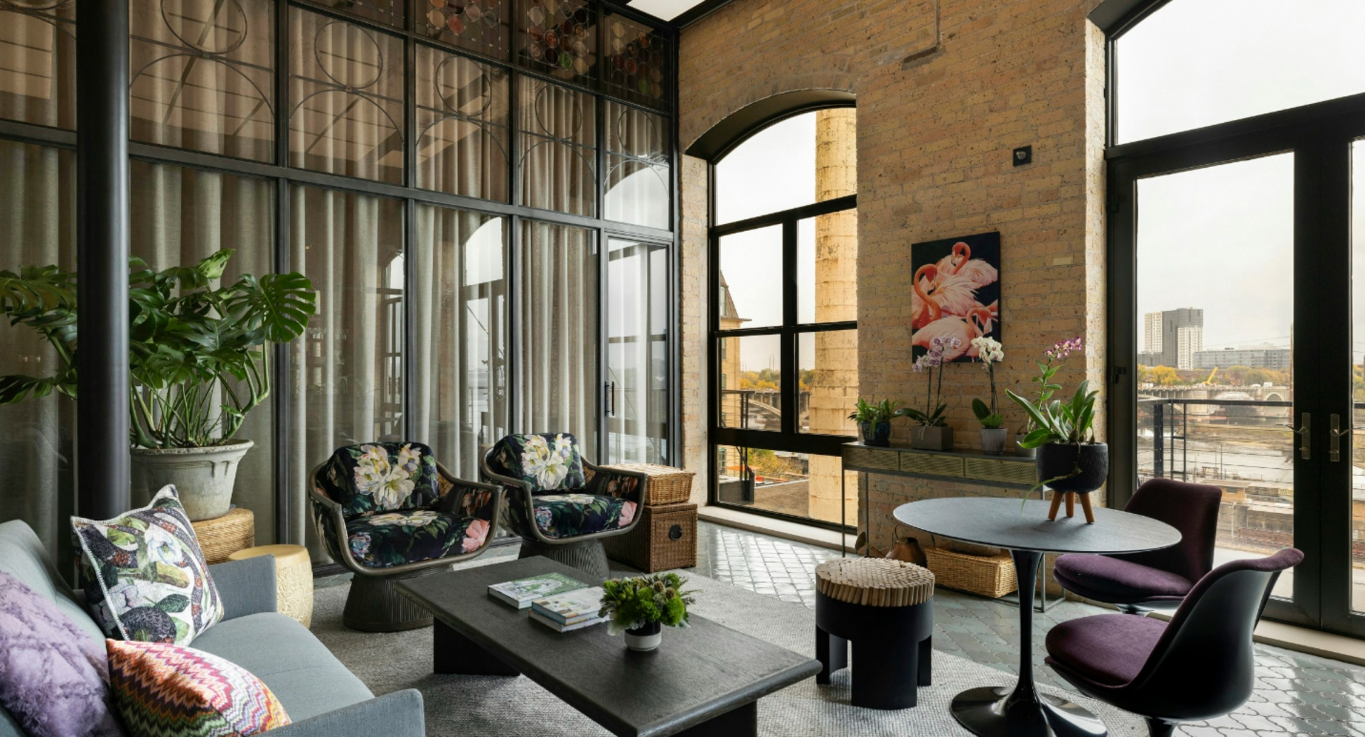 Whitney Loft - modlar.com