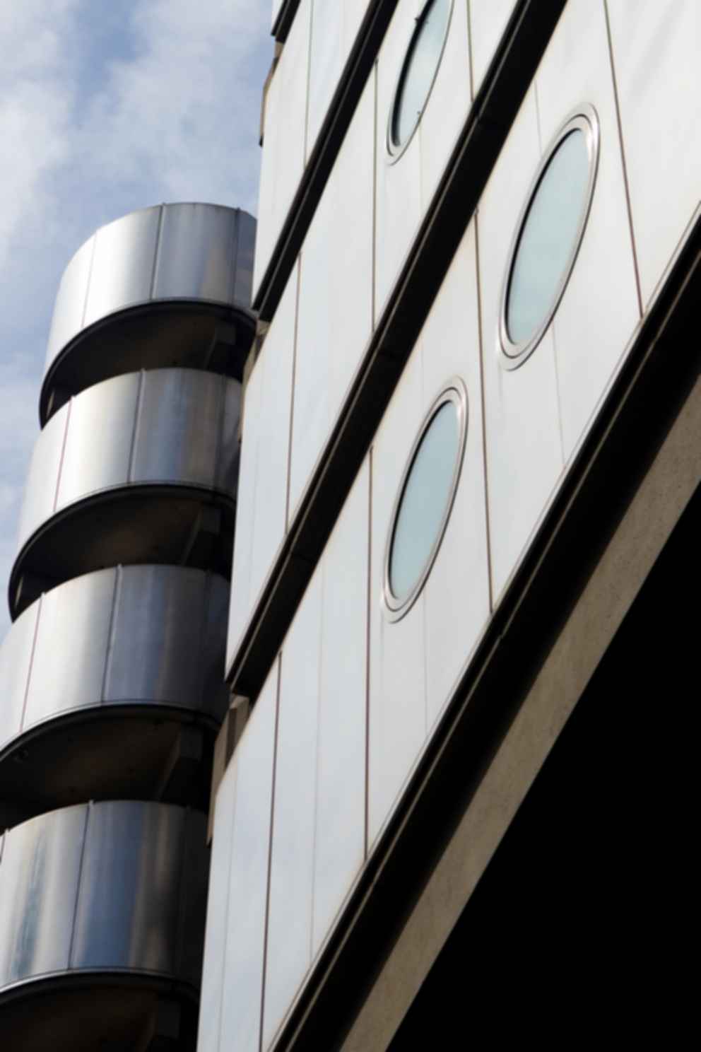 Lloyd's Building - Exterior - modlar.com