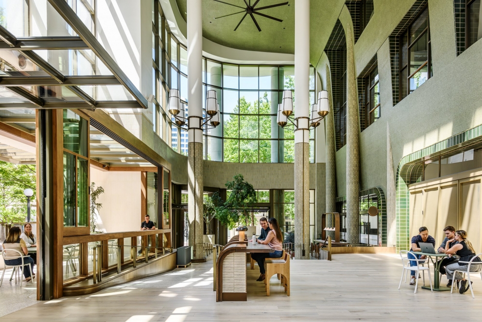 US Bank Center - Cedar Hall Atrium - modlar.com