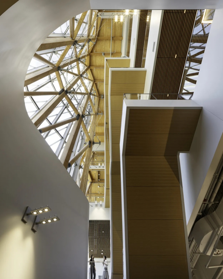 Resnick Sustainability Center - Atrium - modlar.com