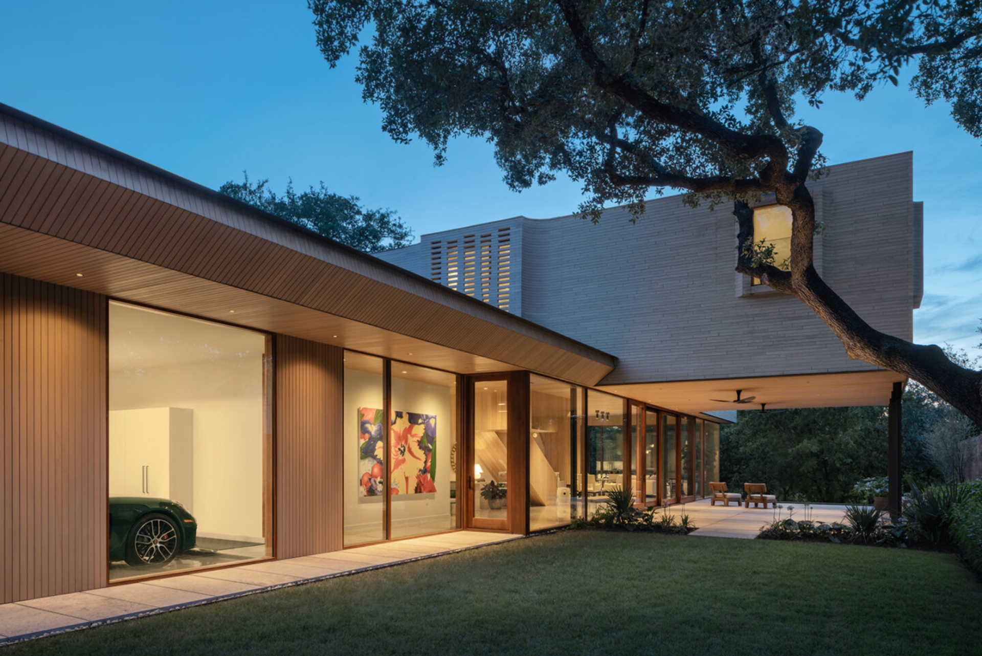Ennis House - exterior - modlar.com