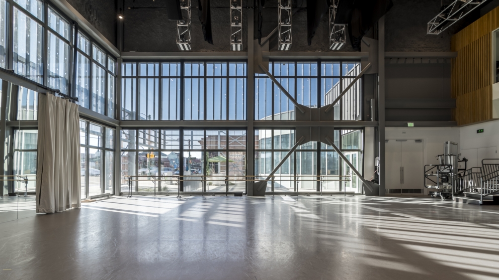 Ballet Memphis - Main Hall - modlar.com