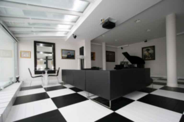Black and White Office - modlar.com