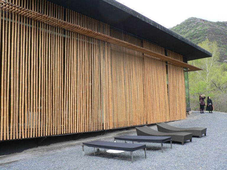 Great Bamboo Wall - Exterior/Lounge Area - modlar.com