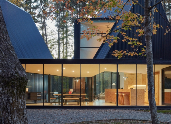 Steeplechase House - Exterior - modlar.com