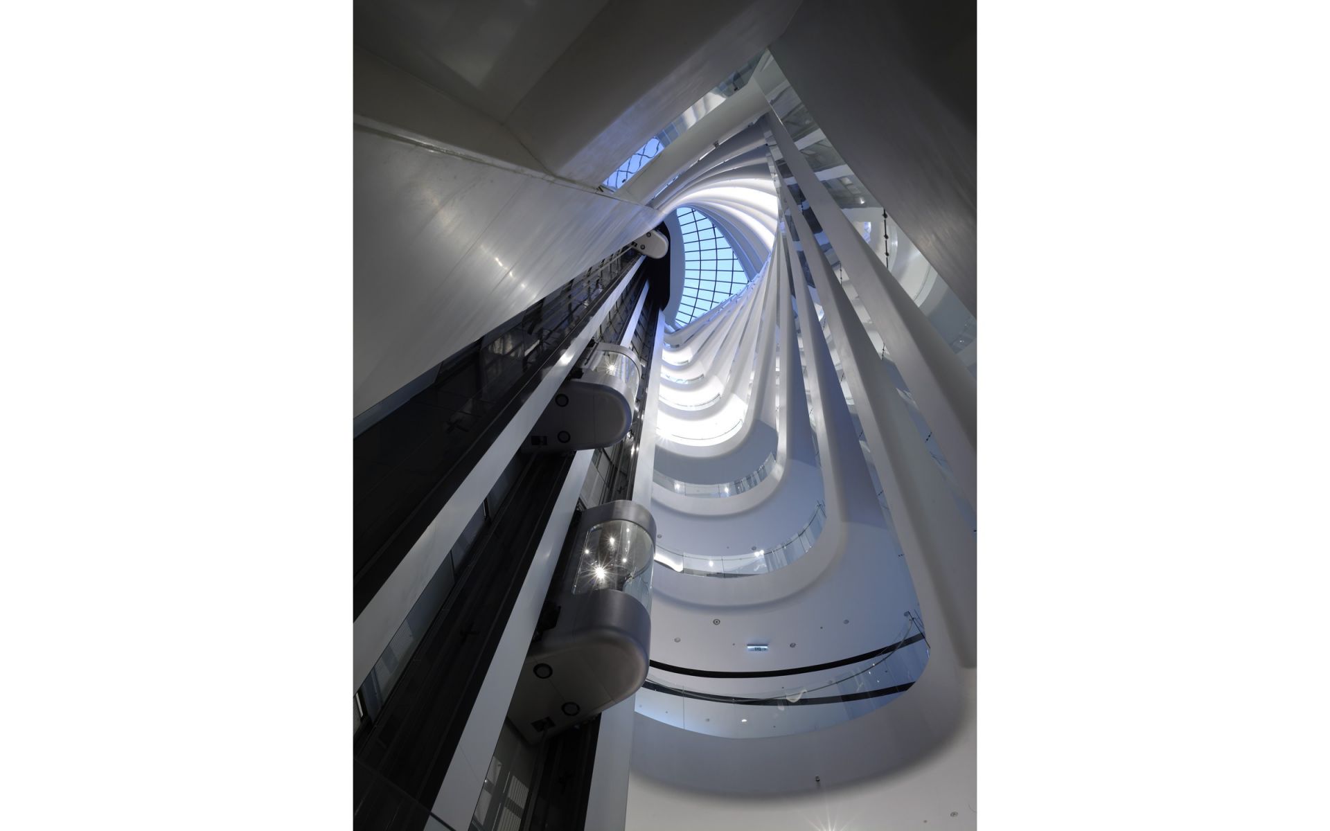 Star Place Facade - Interior - modlar.com