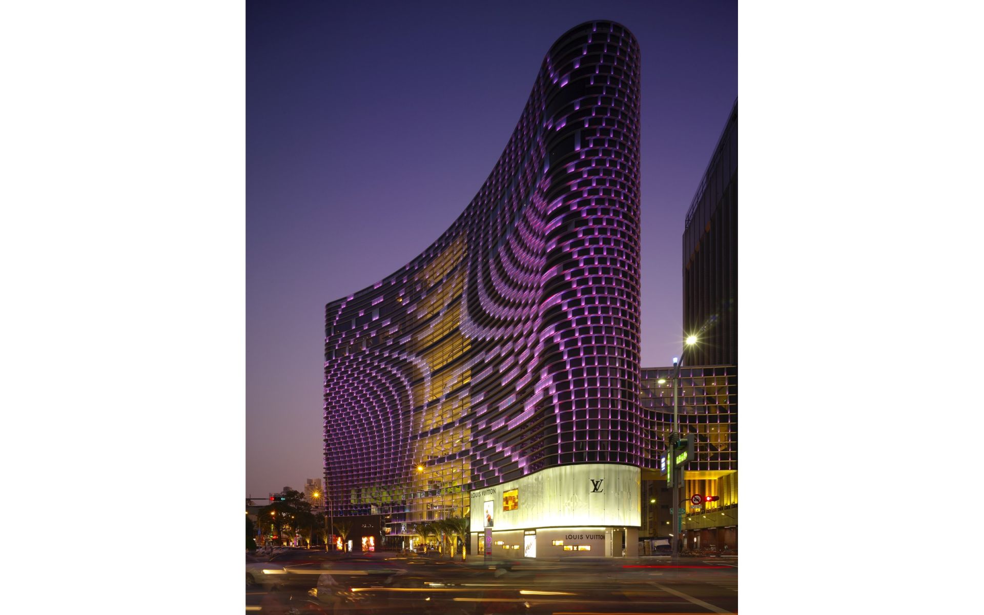 Star Place Facade - Interior - modlar.com