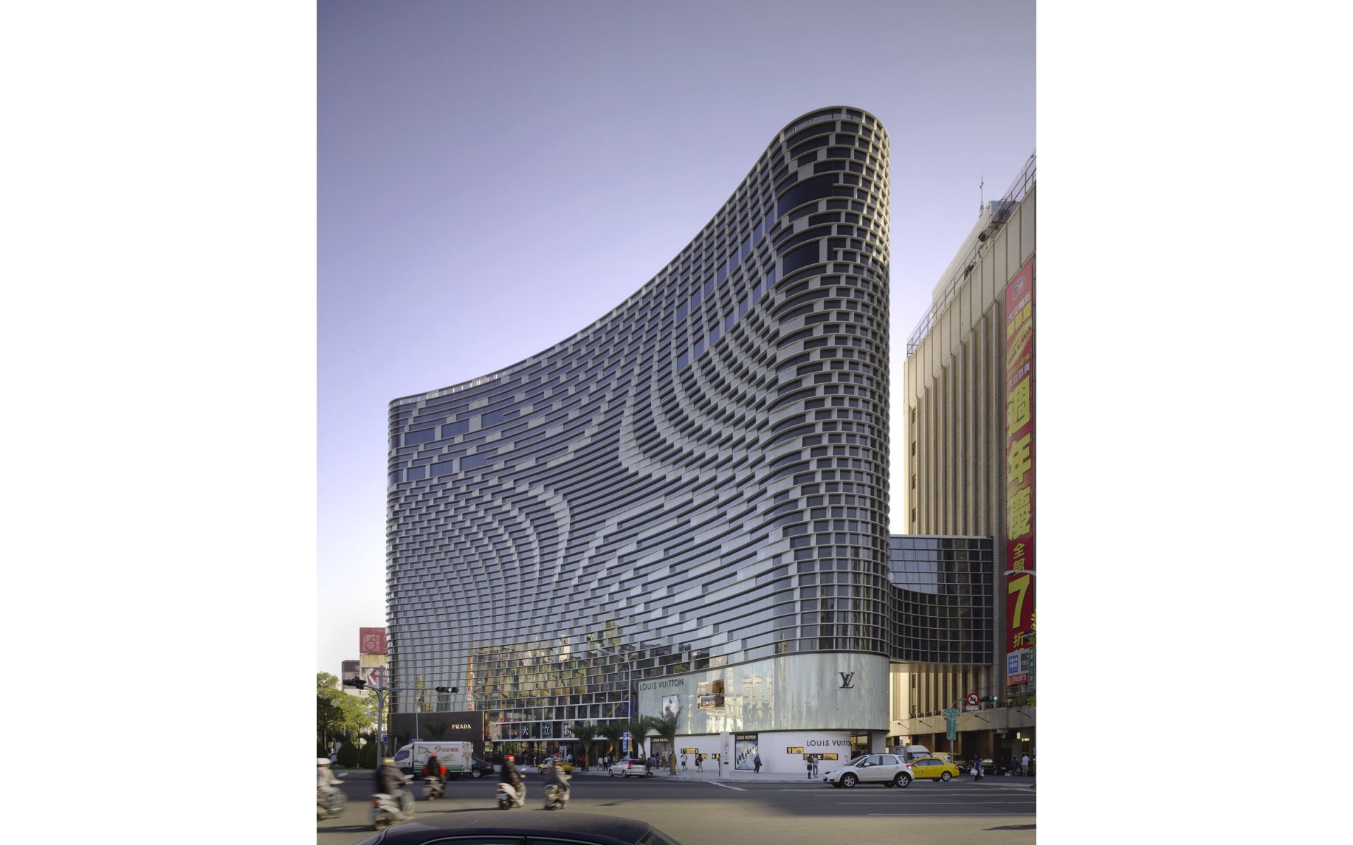 Star Place Facade - Exterior - modlar.com