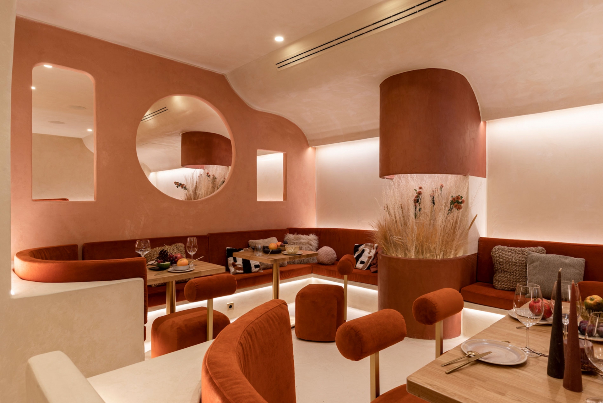 Cafes and Restaurants Photos - Modlar