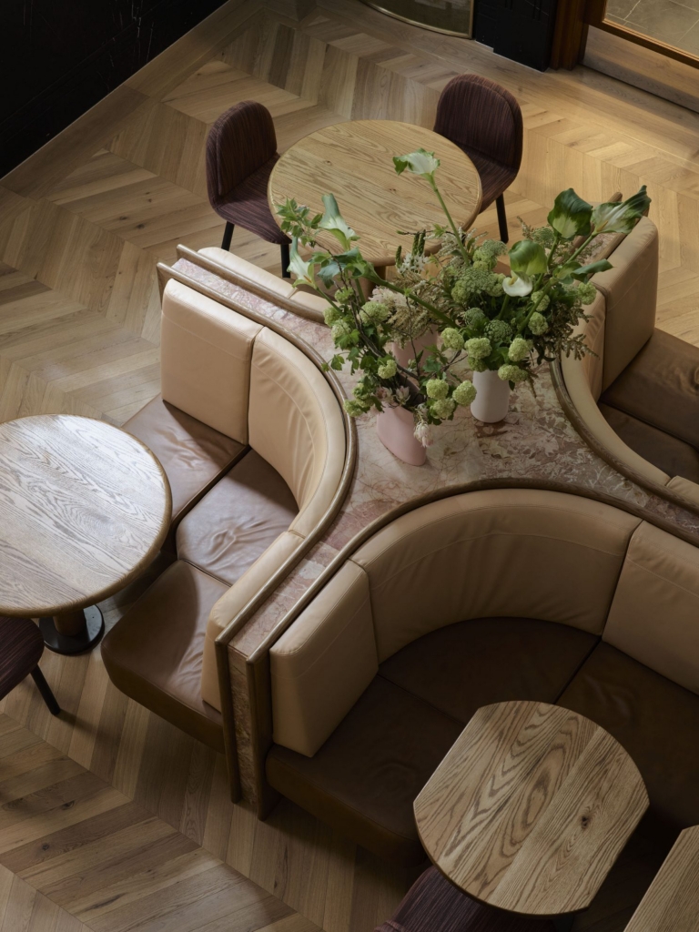 The Charles Grand Brasserie & Bar - Seating - modlar.com