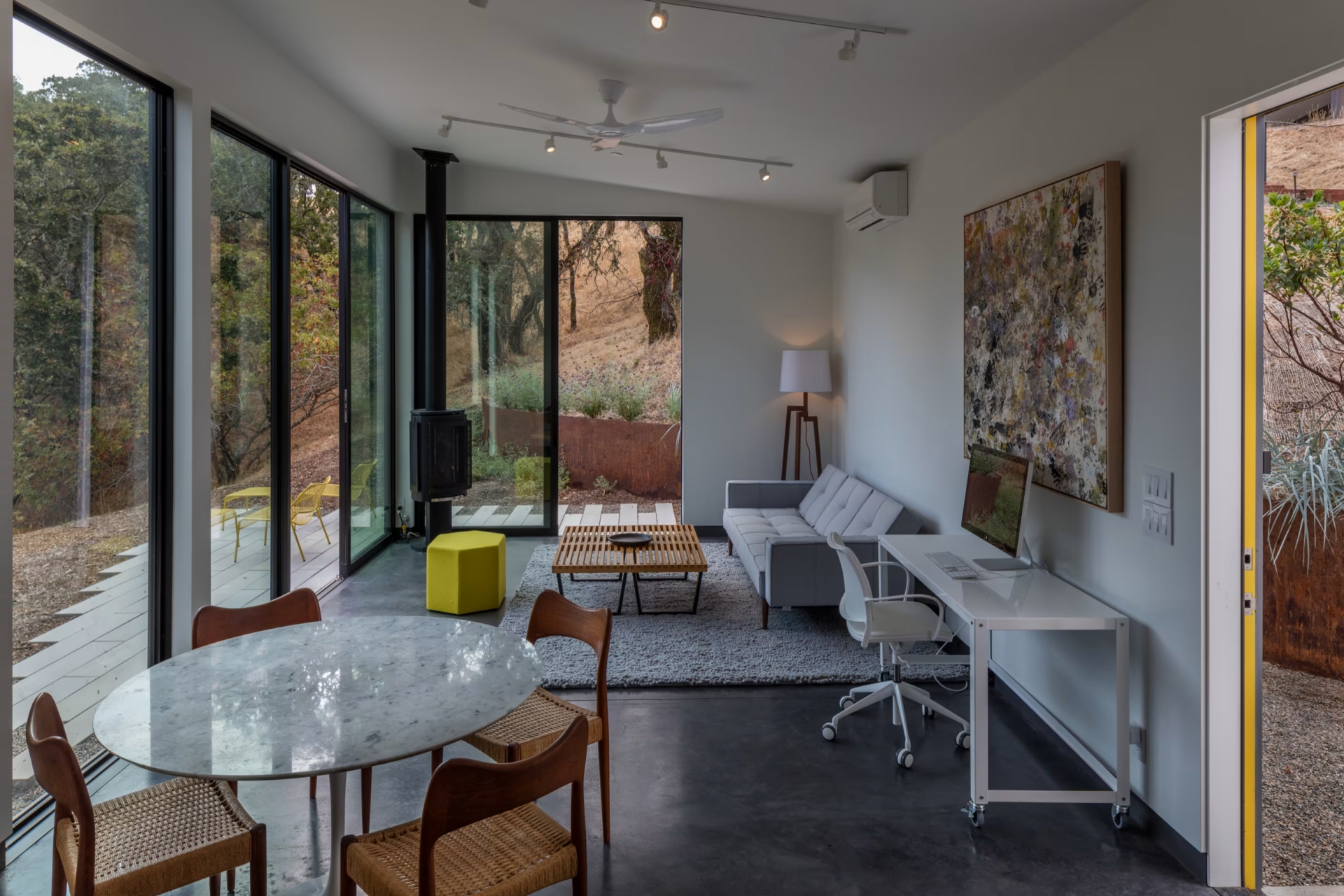 Meadow House - modlar.com