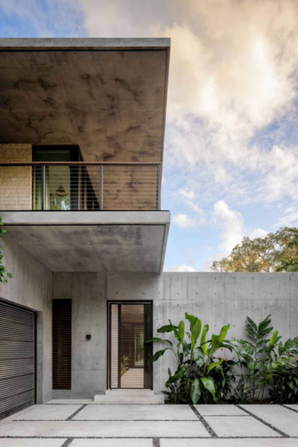 Rock Pine Residence - modlar.com