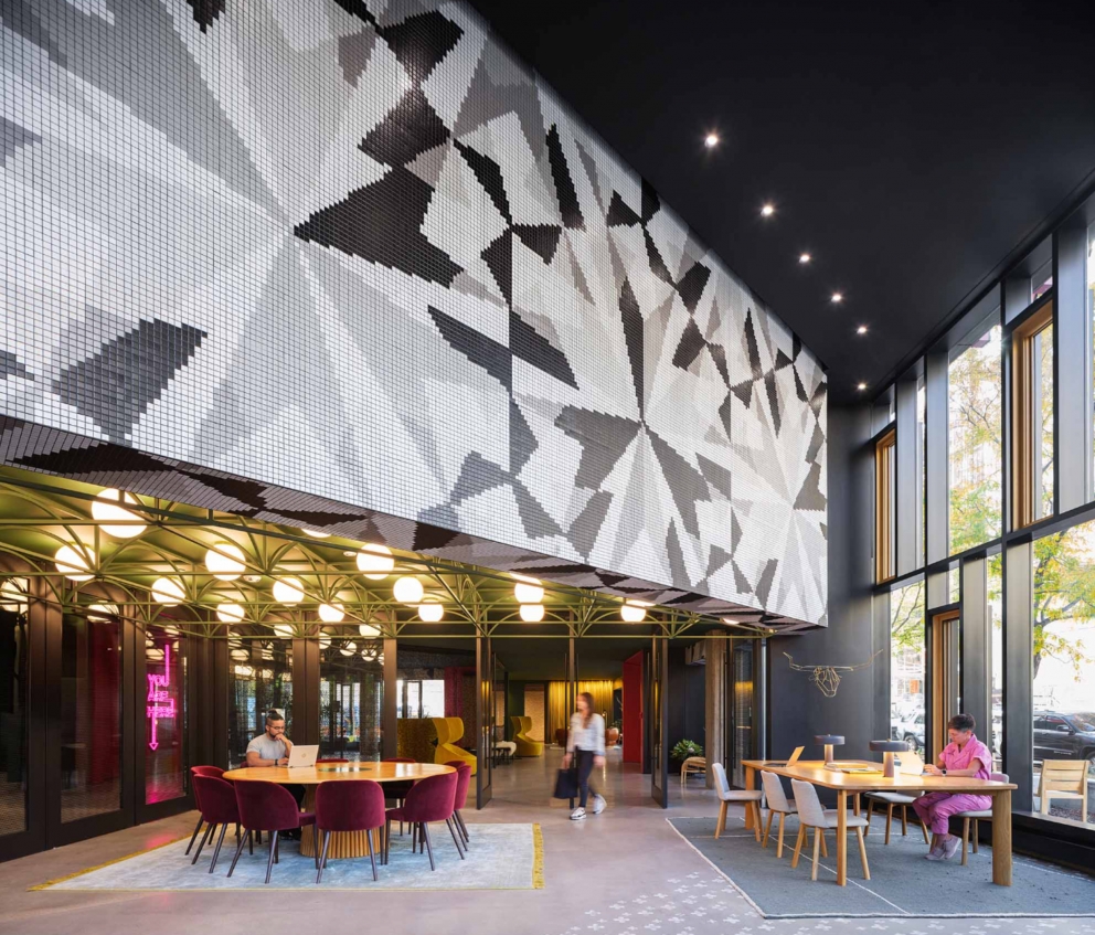 The Amp - Lobby - modlar.com