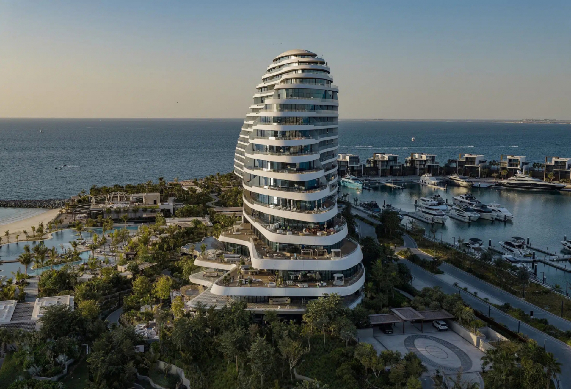 Jumeirah Marsa Al Arab - Restaurant - modlar.com