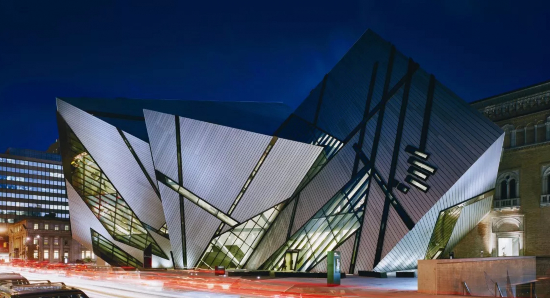 Museum of Tomorrow - Exterior - modlar.com