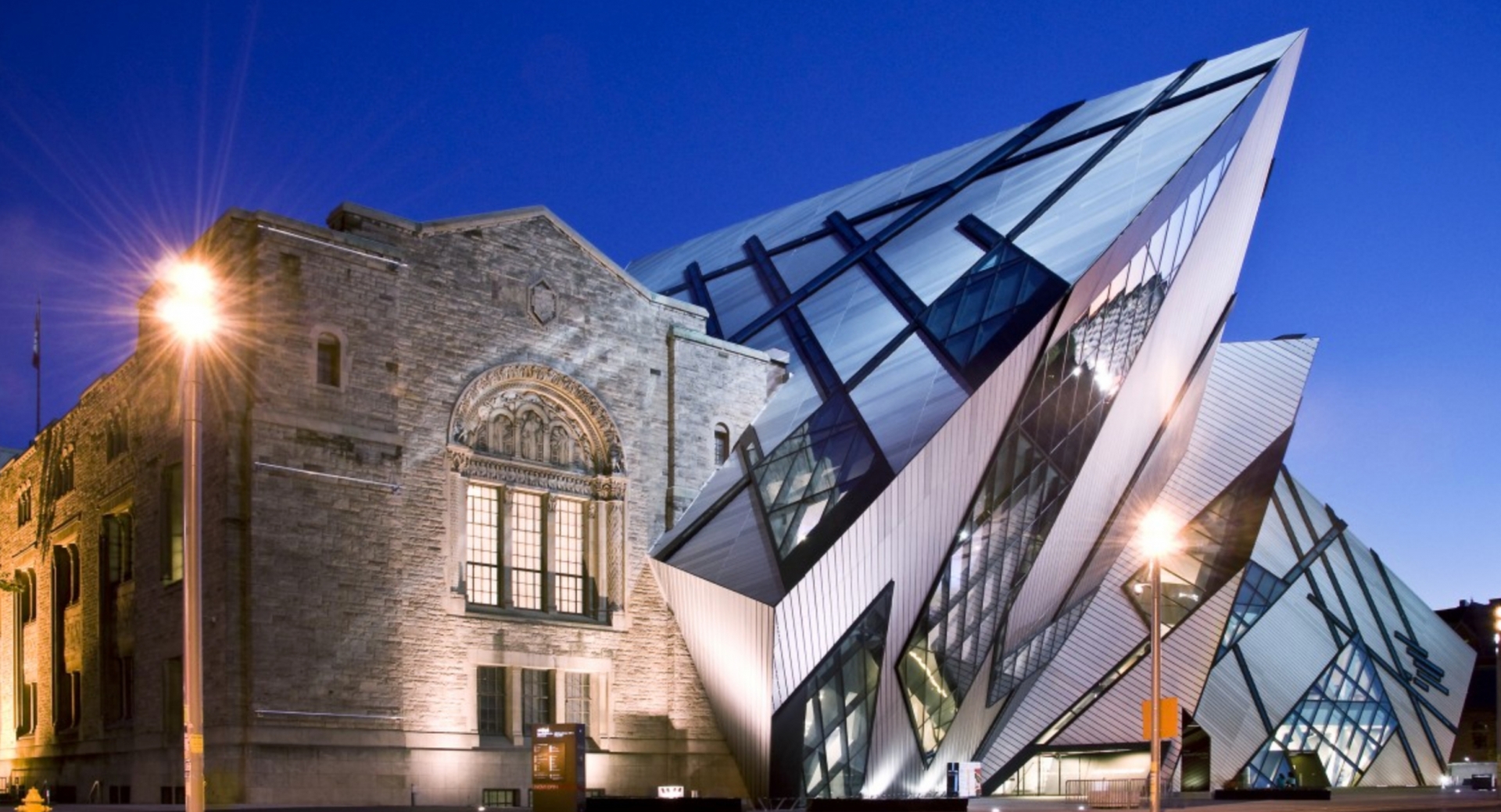 Moesgaard Museum - Exterior - modlar.com
