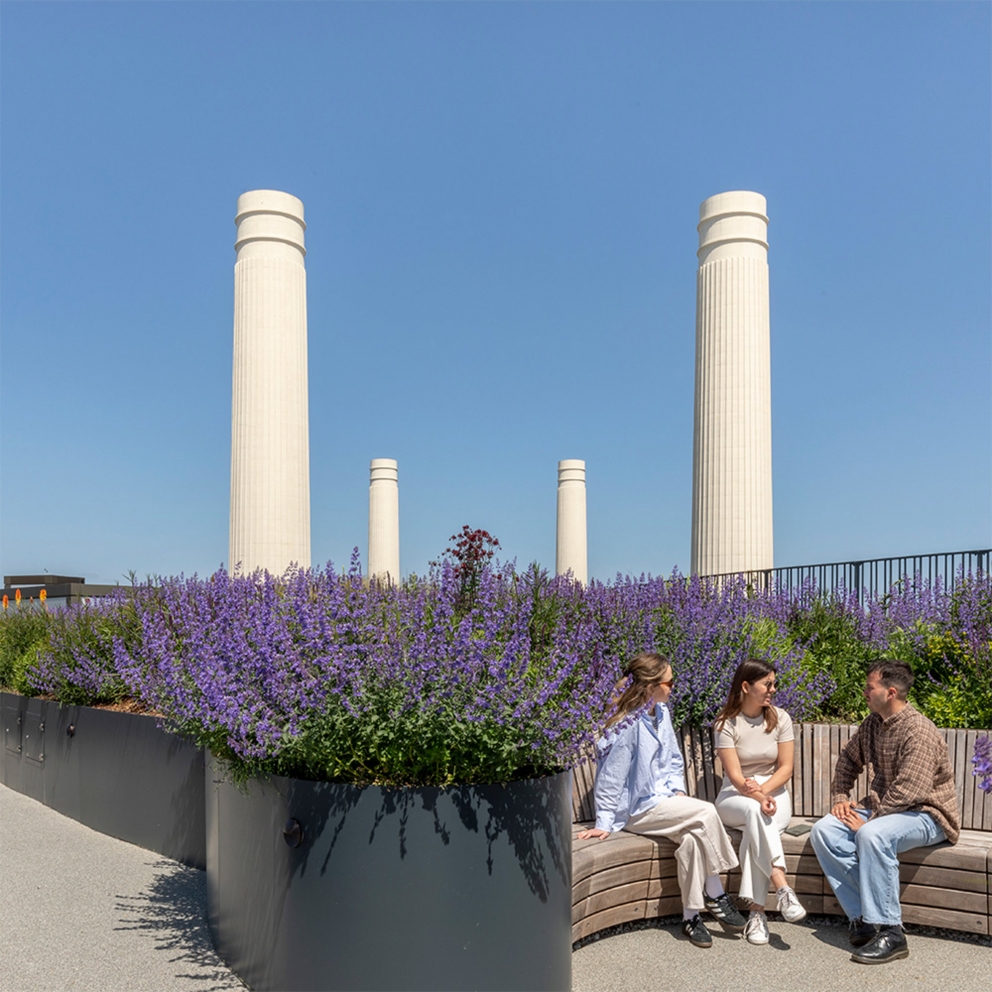 Battersea Roof Gardens - Seating - modlar.com