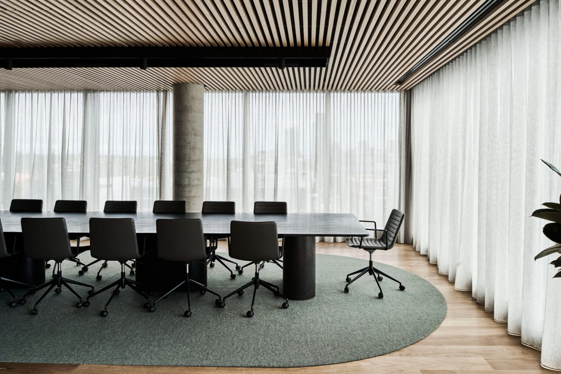 Icon Headquarters - modlar.com