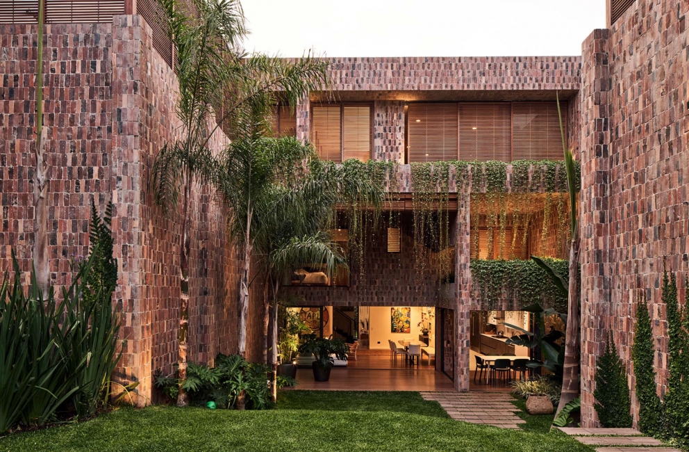 Casa del Jardin Alargado - modlar.com