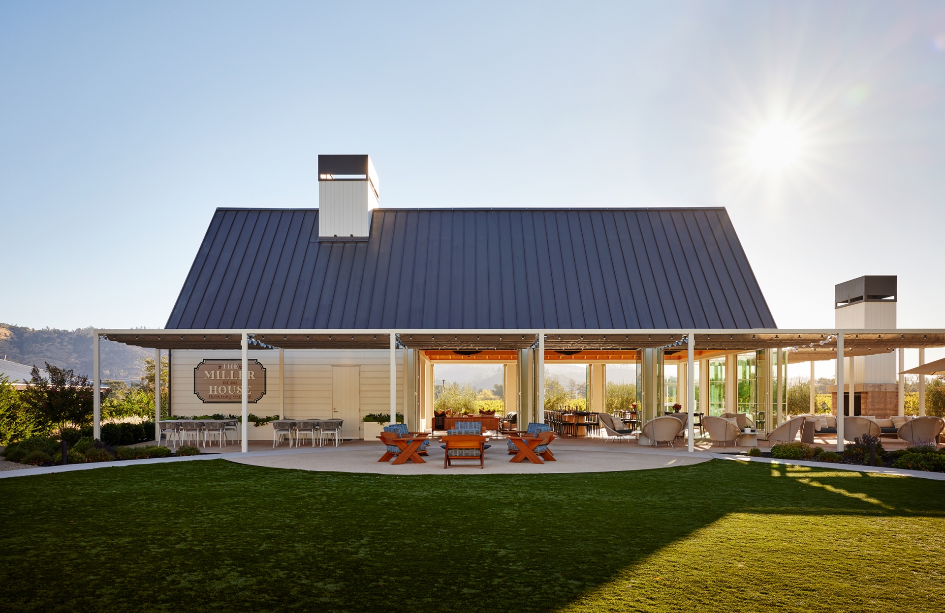 Miller House - Exterior - modlar.com