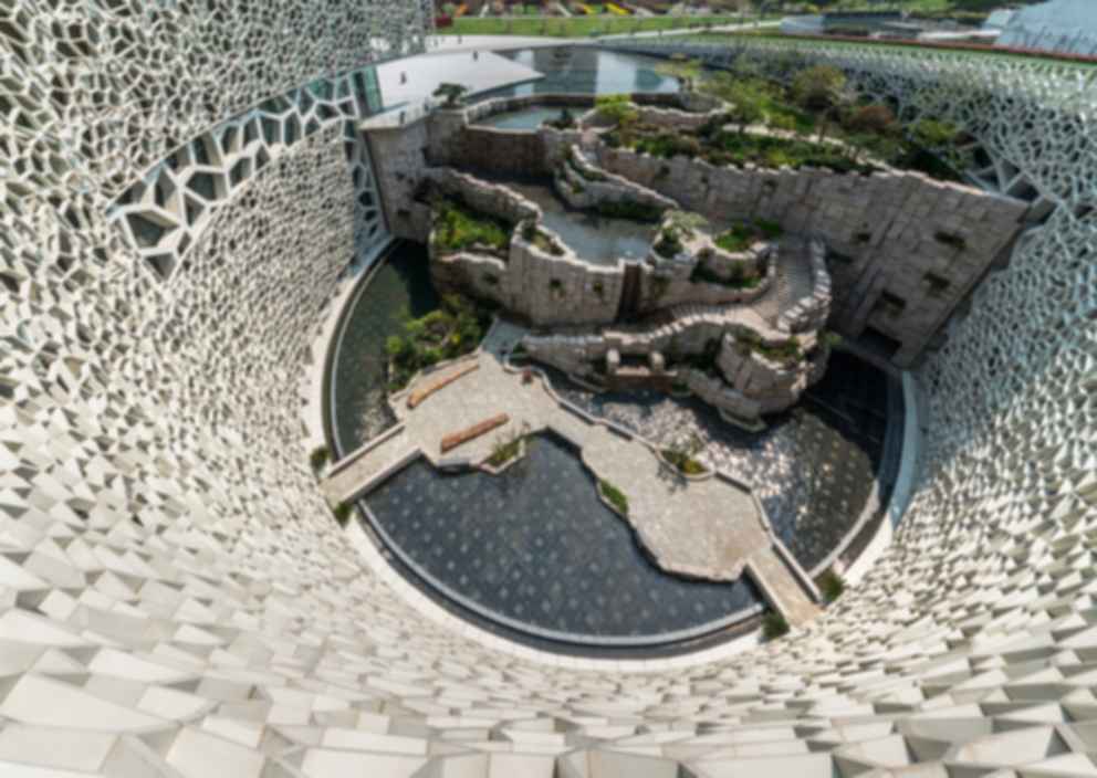 Shanghai Natural History Museum - Walkway - modlar.com