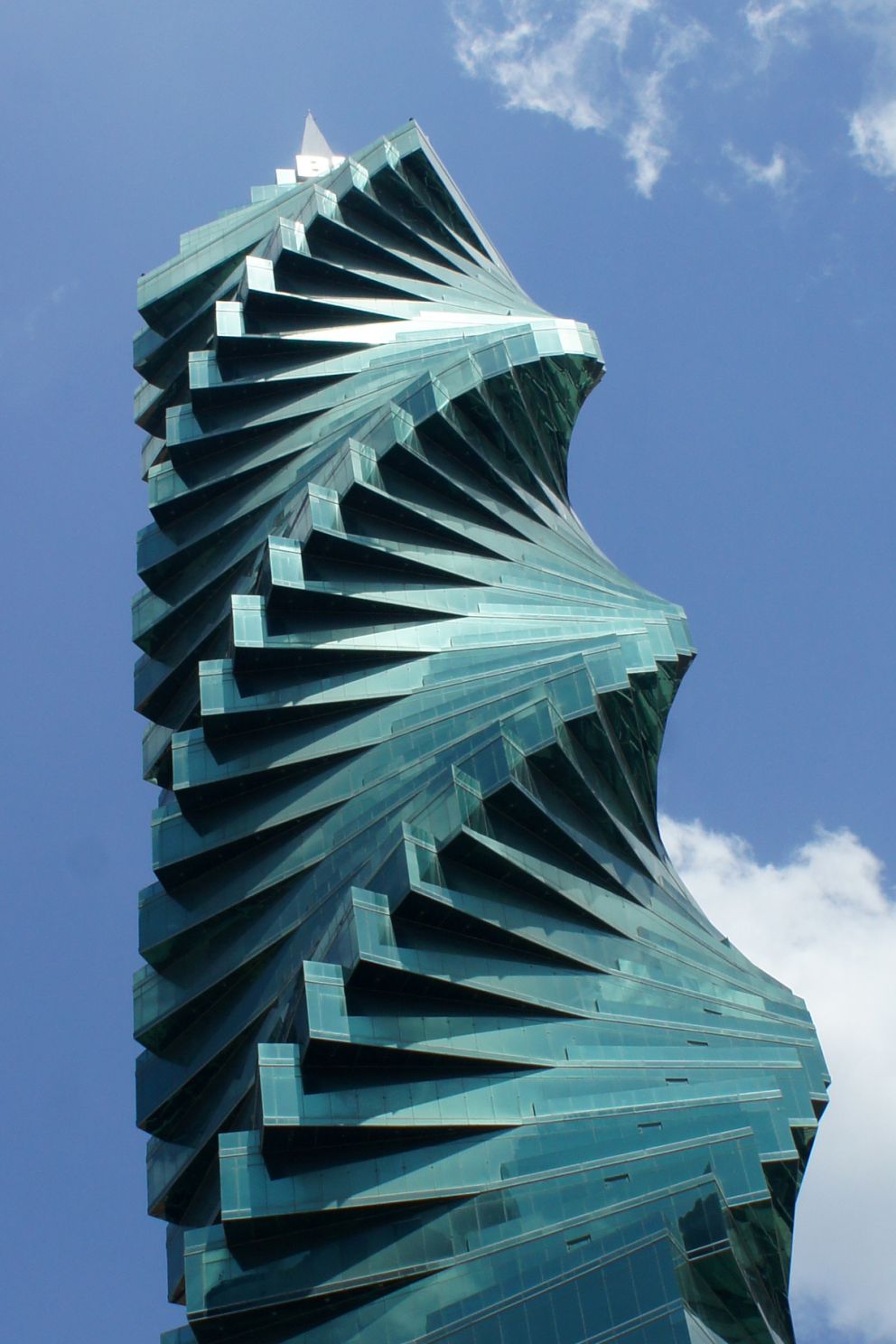 F&F Tower - Exterior - modlar.com