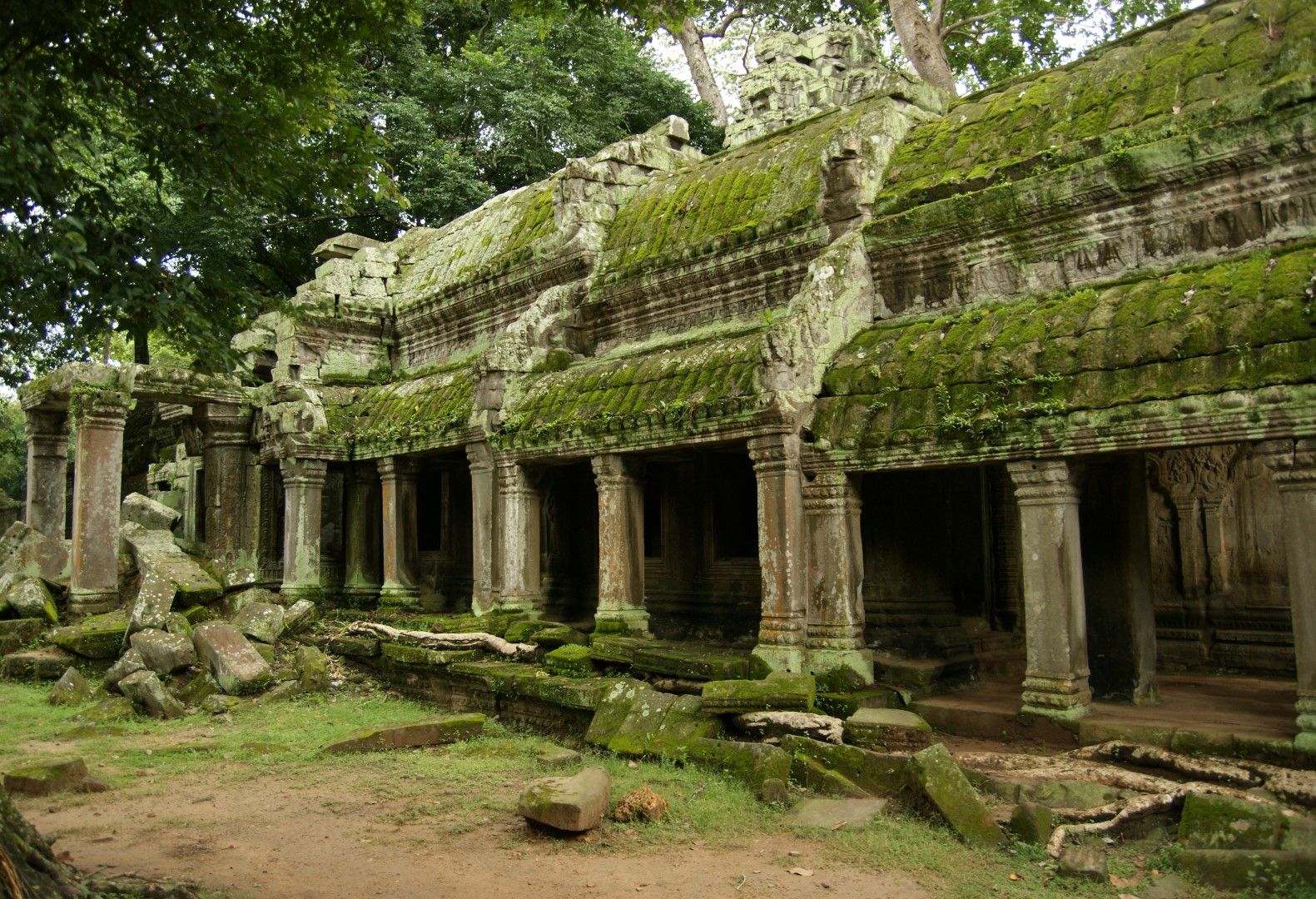 Ta Prohm Temple - Walkway - modlar.com