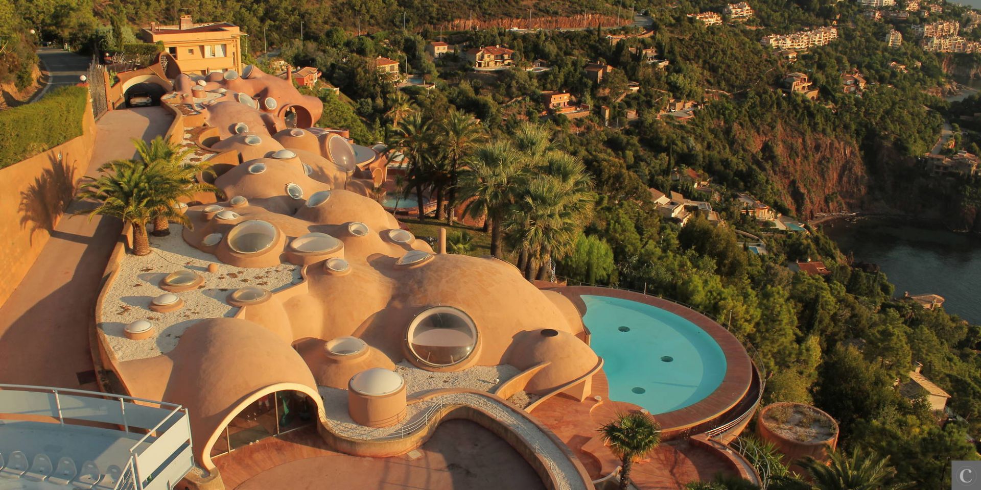 Palais Bulles - Exterior - modlar.com