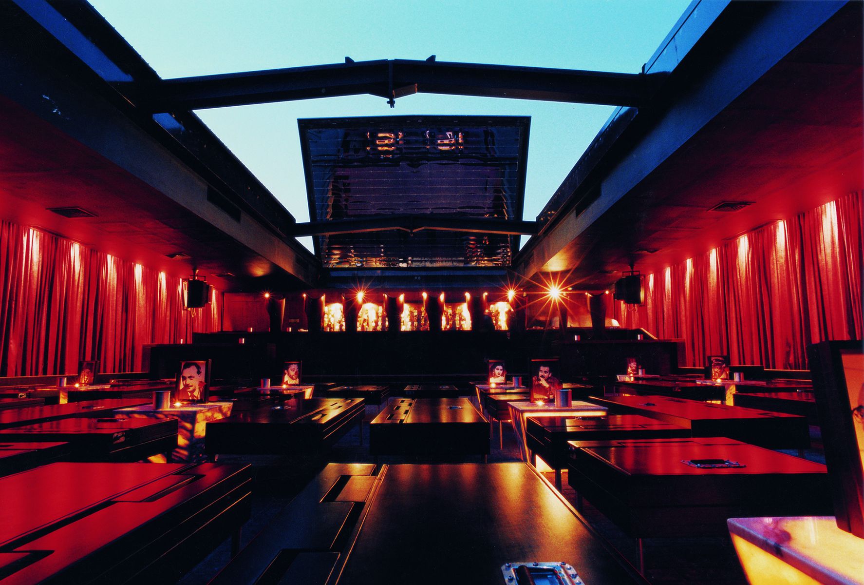 B018 Night Club - Exterior/Landscape - modlar.com