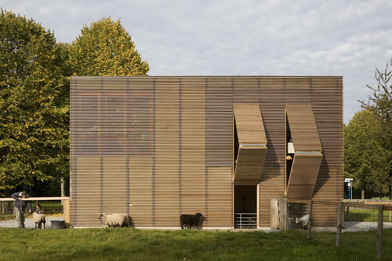 Operable Facades - modlar.com