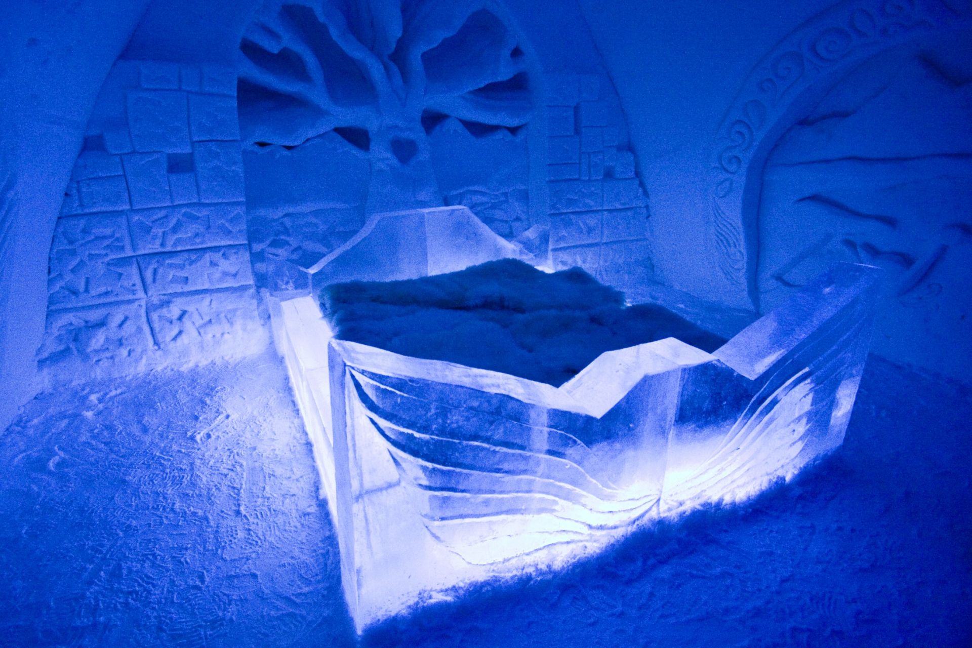 LumiLinna Snow Castle - Interior/Tables - modlar.com