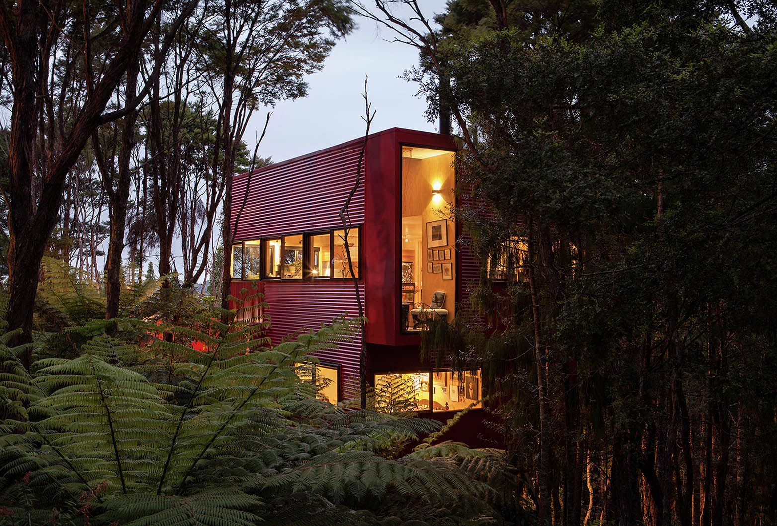 The Titirangi Red House - Exterior - modlar.com