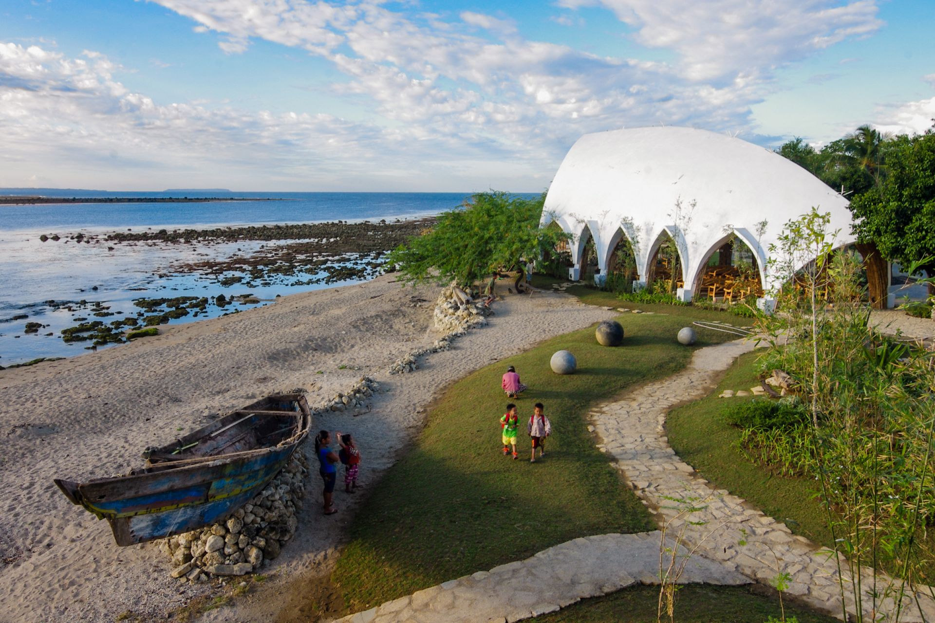 La Virgen Milagrosa da Badoc - Exterior/Landscape - modlar.com