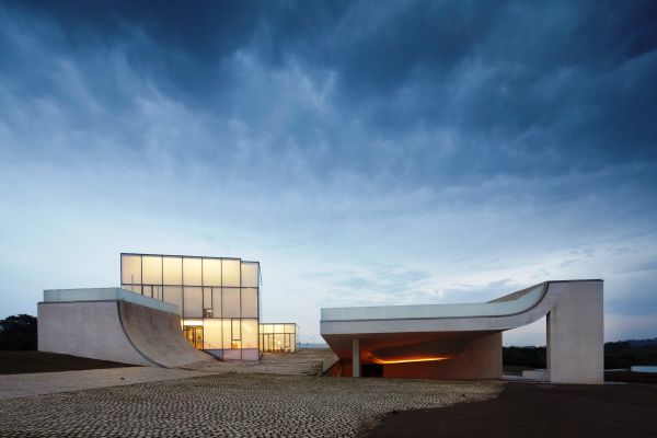 Museum of Ocean and Surf - Exterior/Entrance - modlar.com