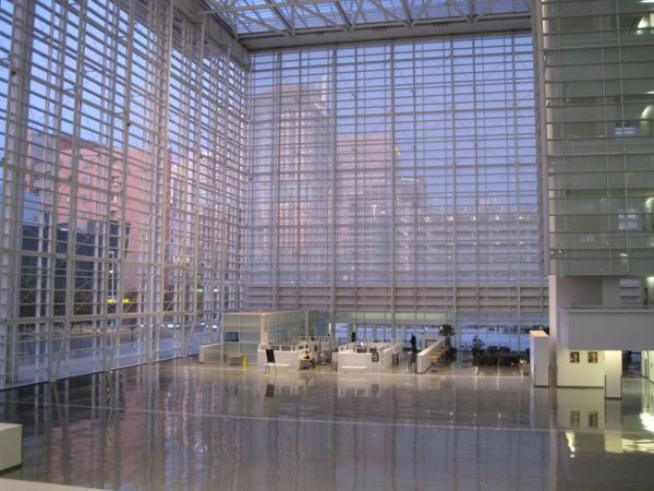 United States Courthouse, Phoenix, Arizona - Interior/Entrance - modlar.com