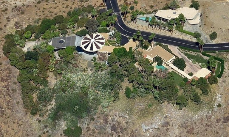 Elrod House - Landscape/Birds Eye View - modlar.com
