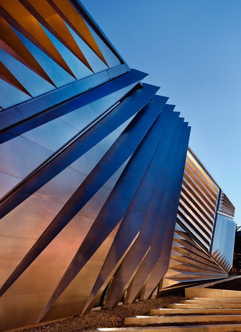 Eli & Edythe Broad Art Museum - Exterior - modlar.com