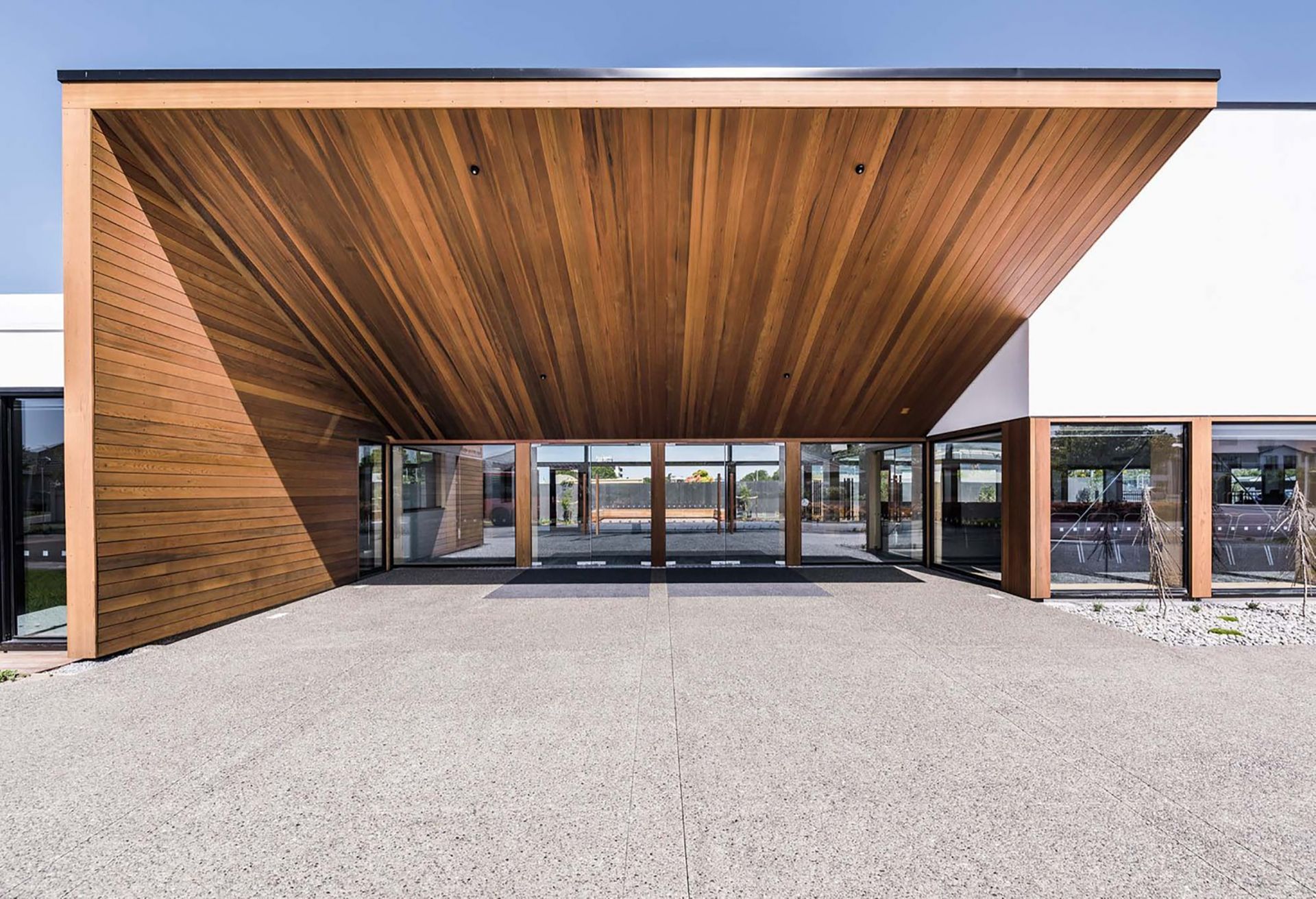 Christchurch North Methodist Church - Exterior - modlar.com