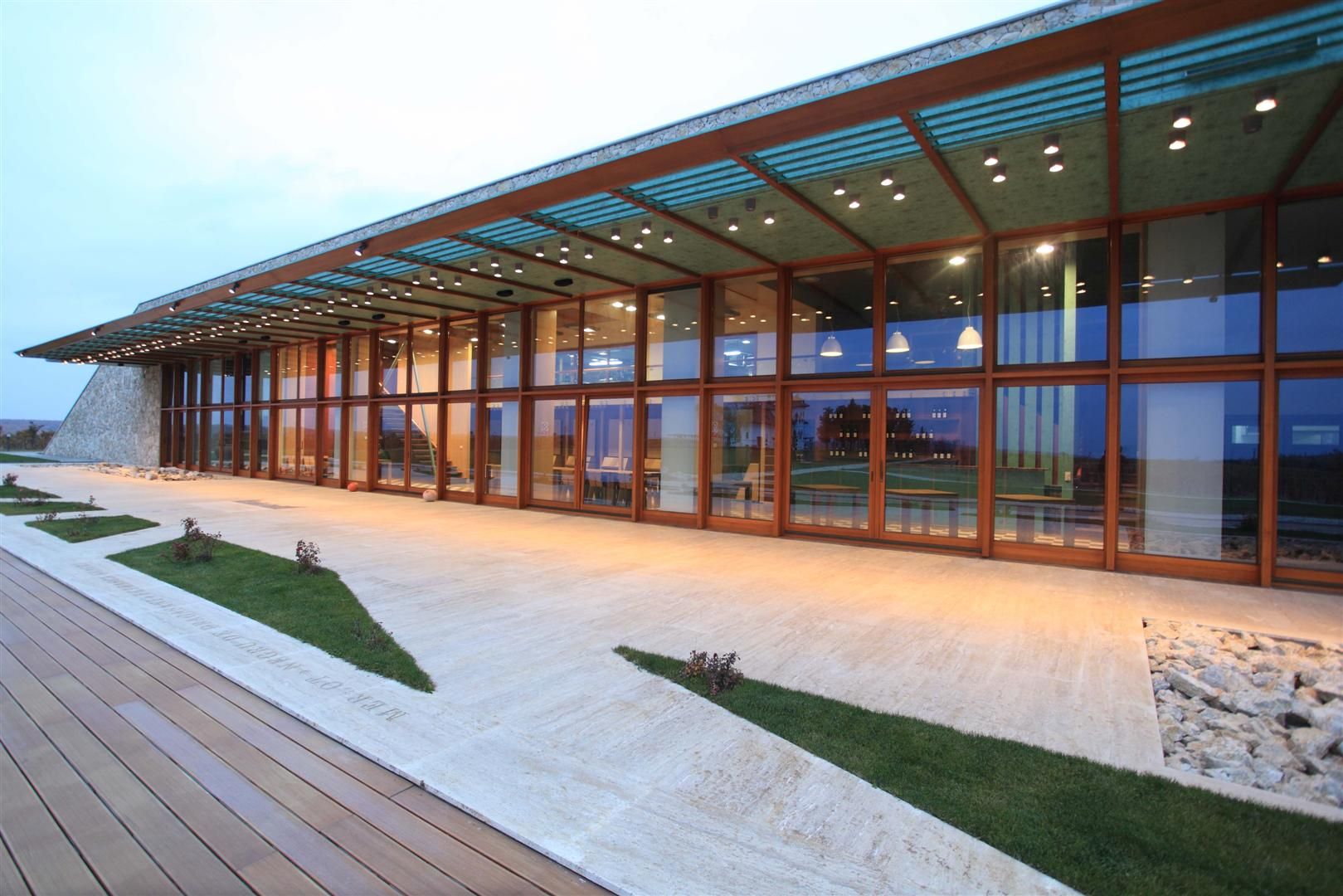 Bell-lloc Winery - Interior - modlar.com