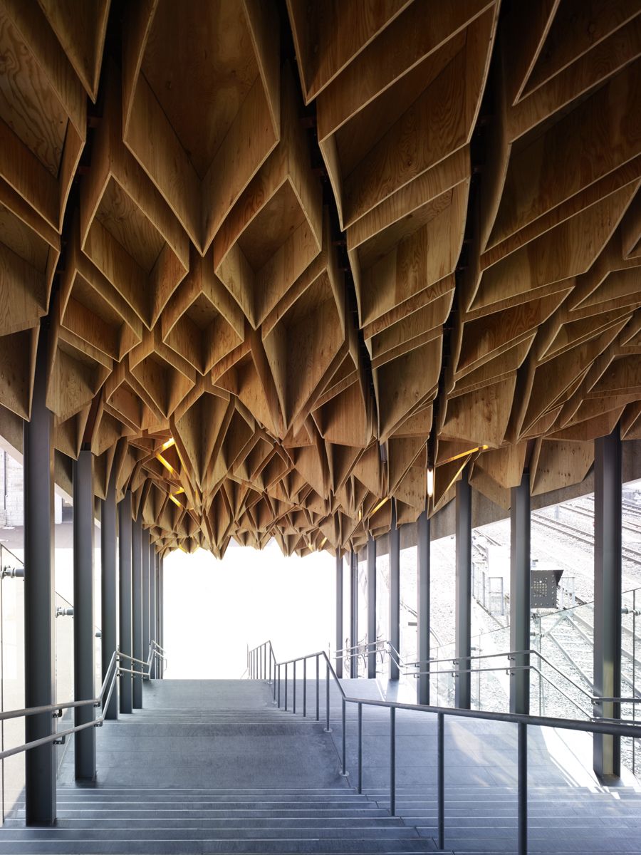 Hoshakuji Station - Entrance/Ceiling - modlar.com