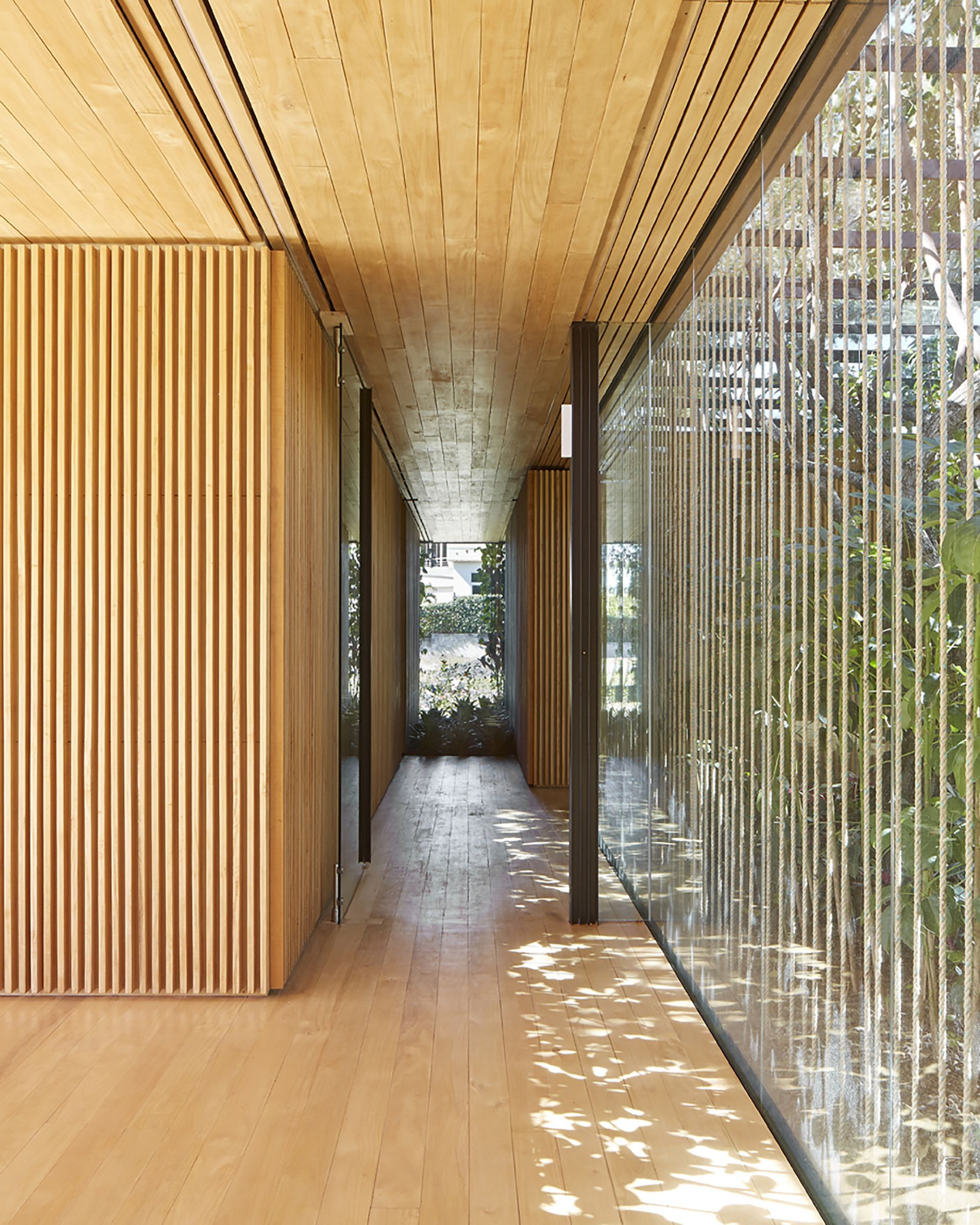 INOUT House - exterior - modlar.com
