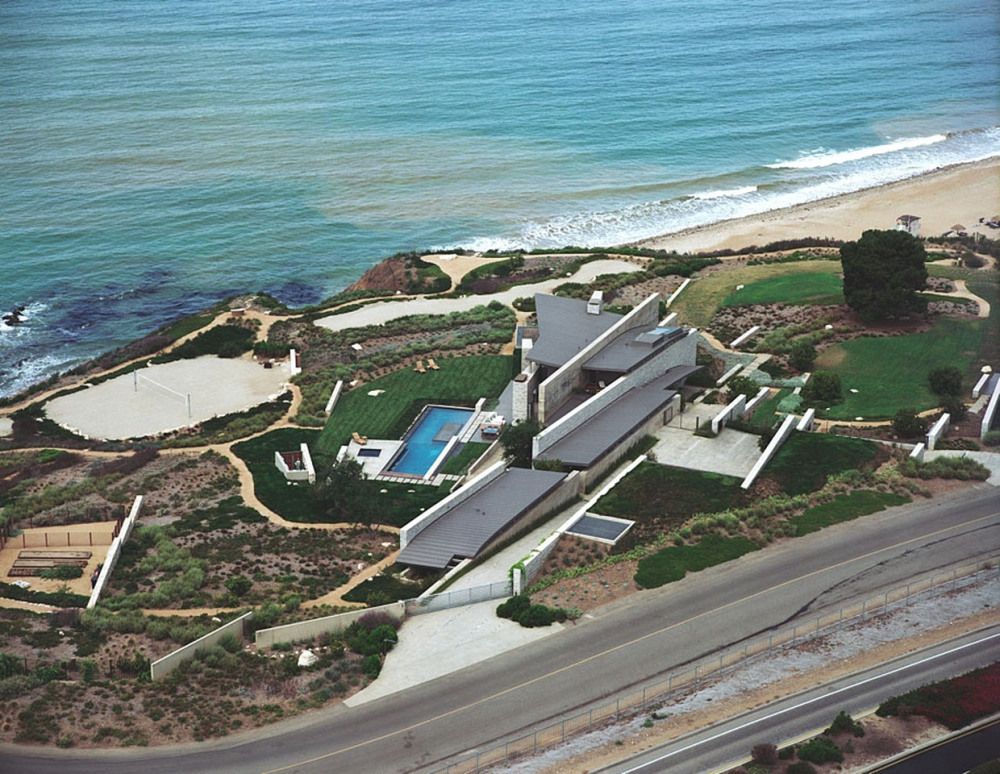 Frey II House - exterior - modlar.com