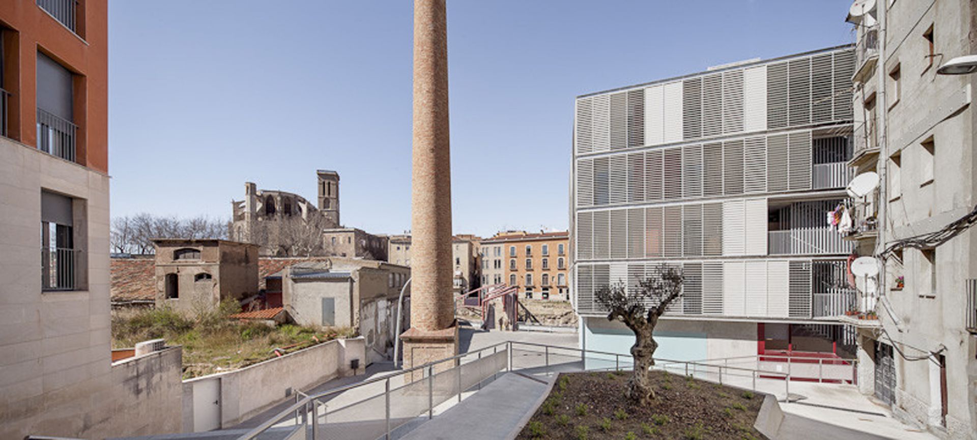 Mad Building - Skyline - modlar.com