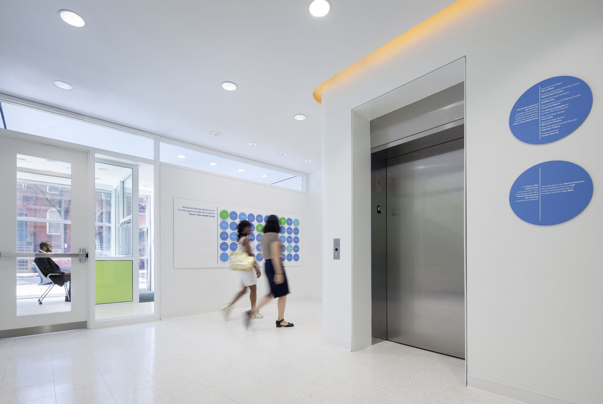 Planned Parenthood - interior - modlar.com