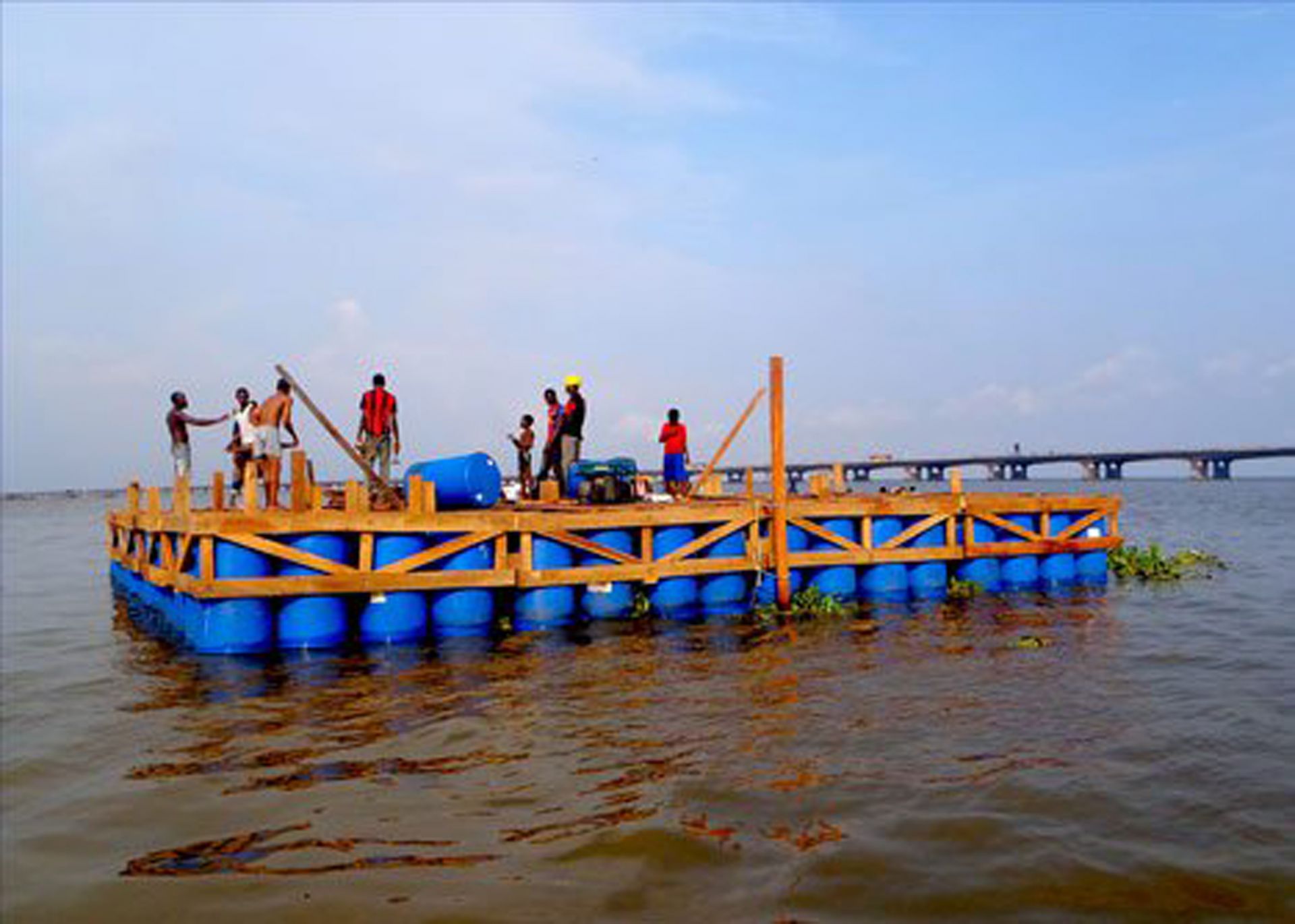 Makoko Floating School - exterior - modlar.com