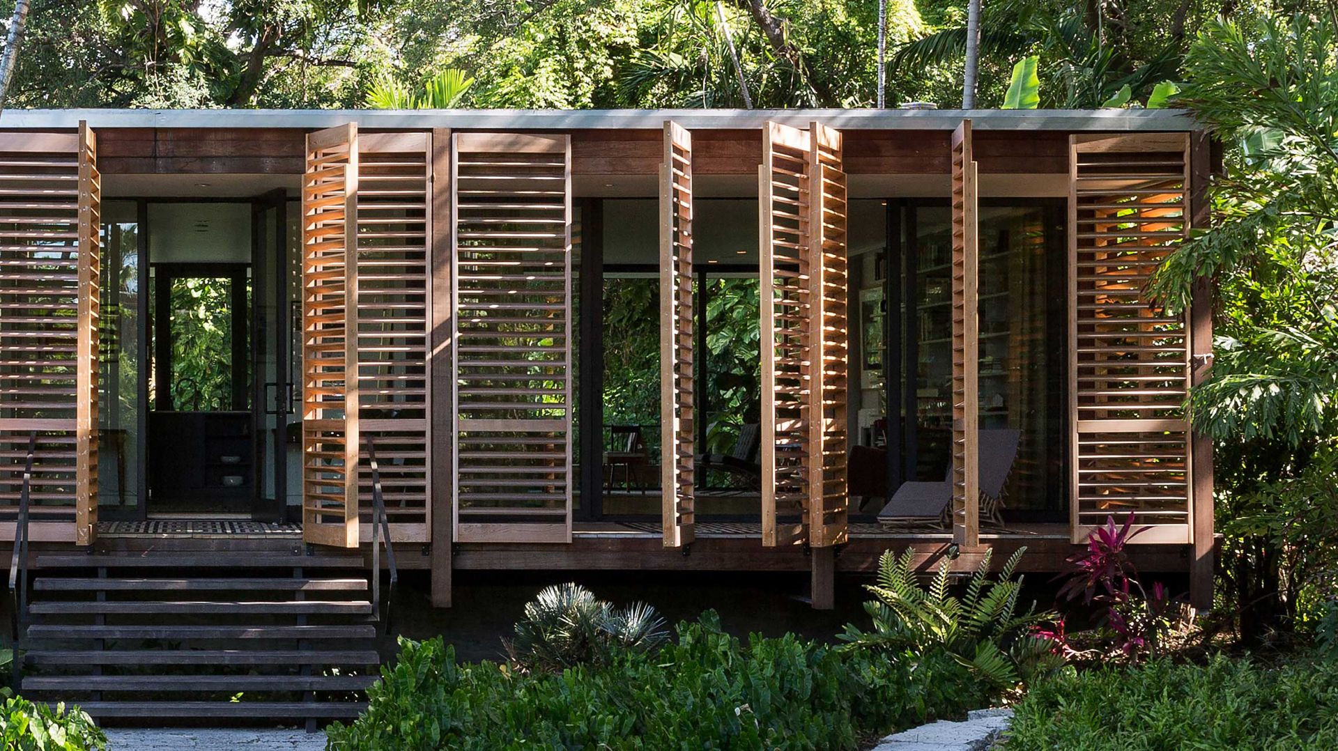 Box House - exterior - modlar.com